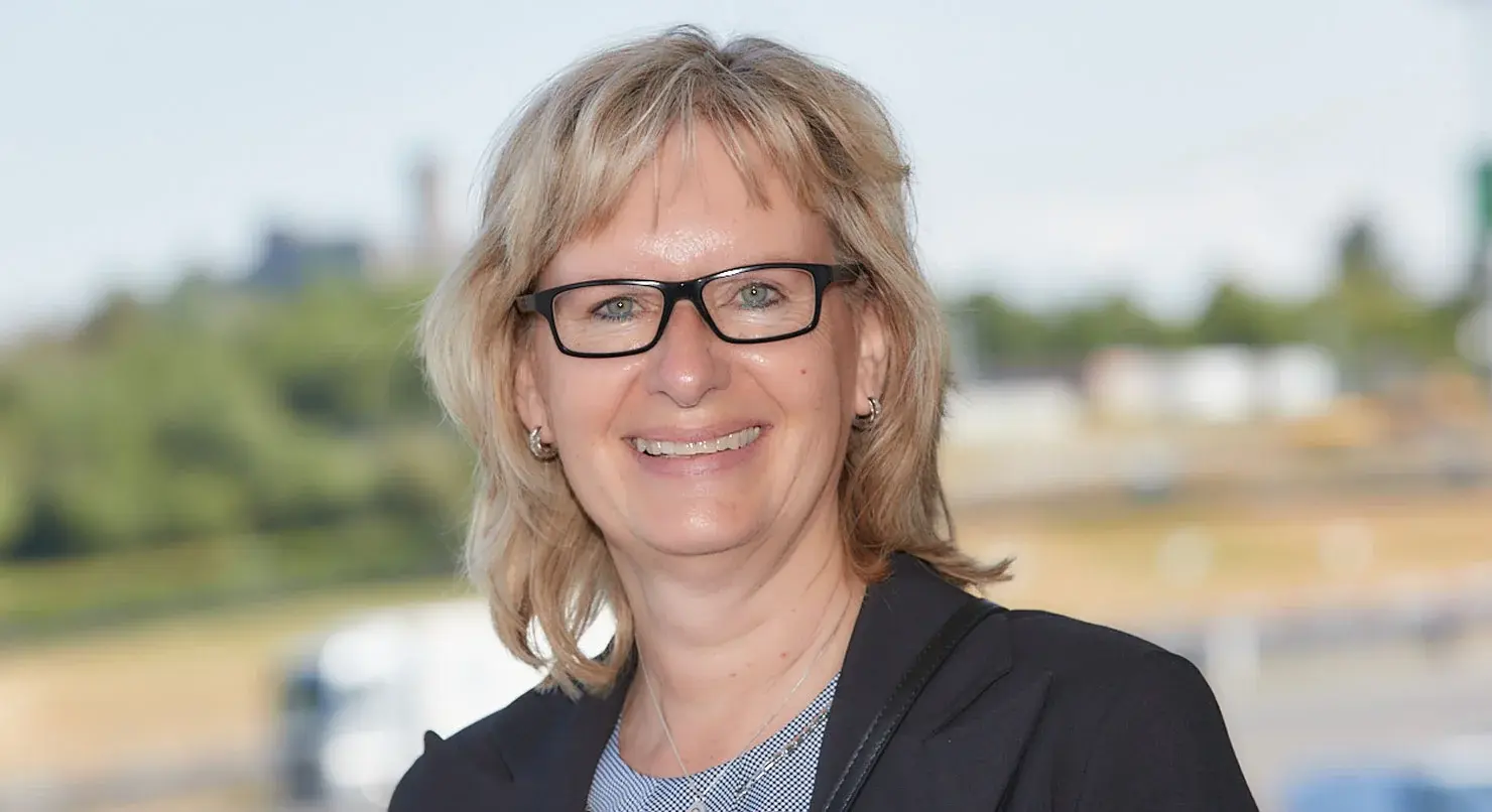 Gesichter hinter Cideon: Anja Schnellbögl Digital Business